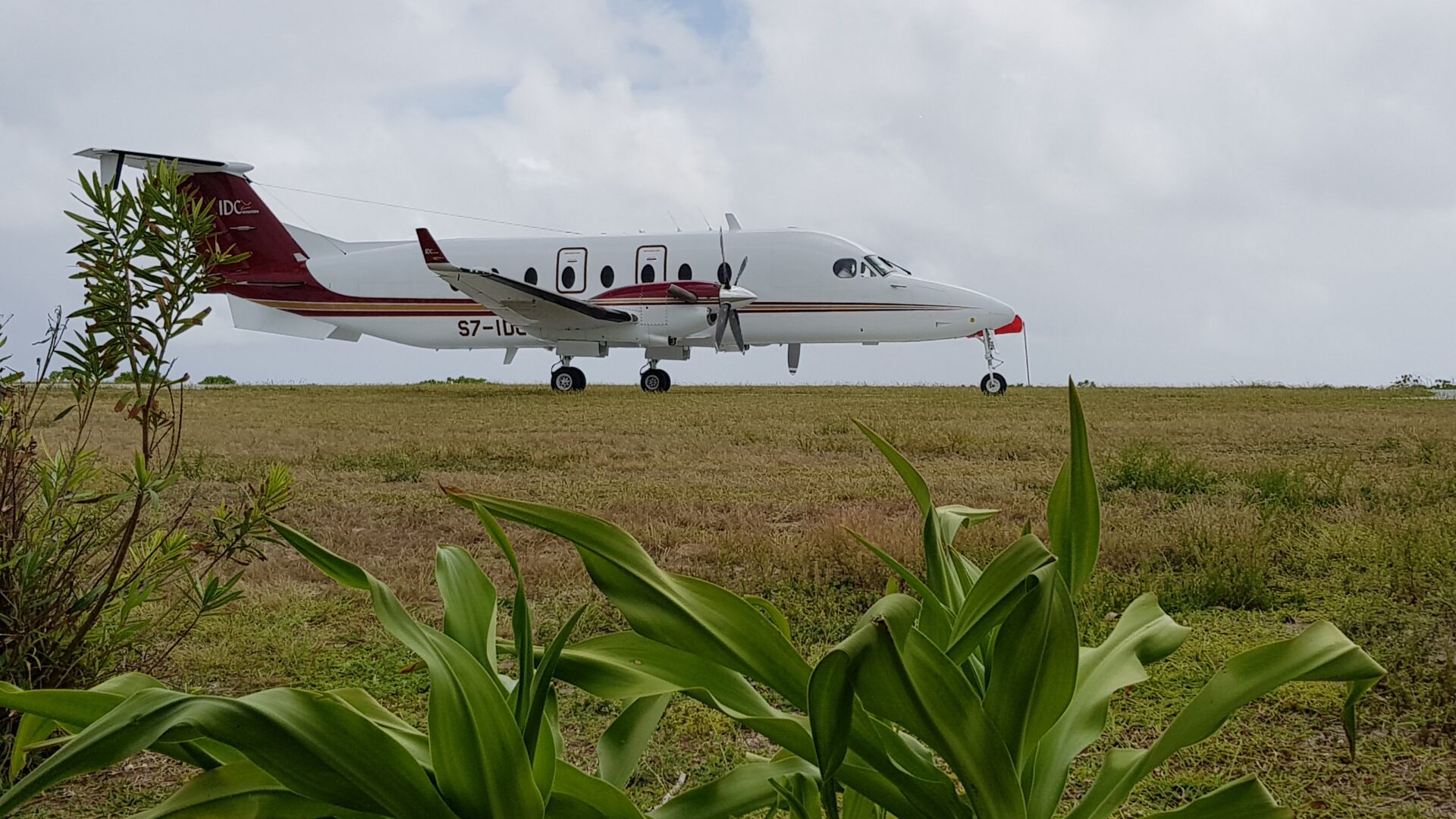 Aviation Services | Outer Islands Seychelles | IDC